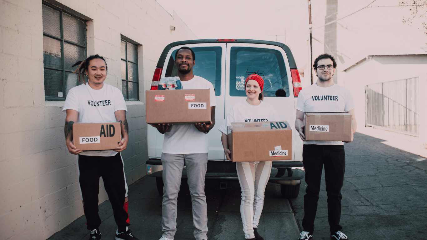 Fill 100 Bags of Hope | The Hope Stop (Powered by Donorbox)