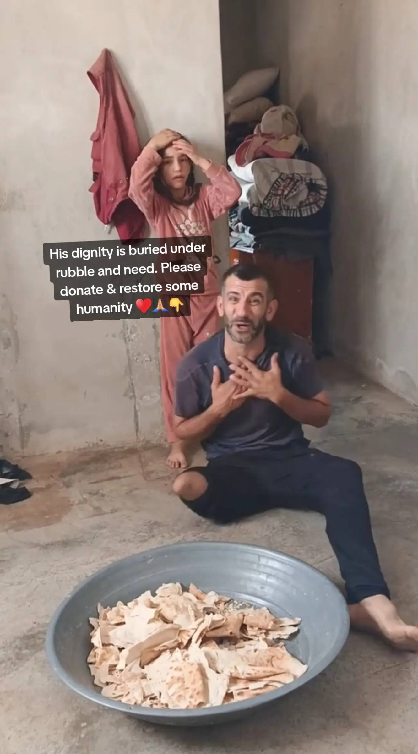 Save My Family | Help Mahmoud and his five children (Powered by Donorbox)