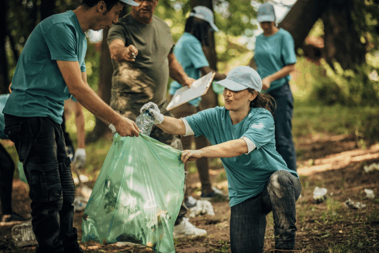 Environmental Volunteering: A Guide For Nonprofits and Changemakers